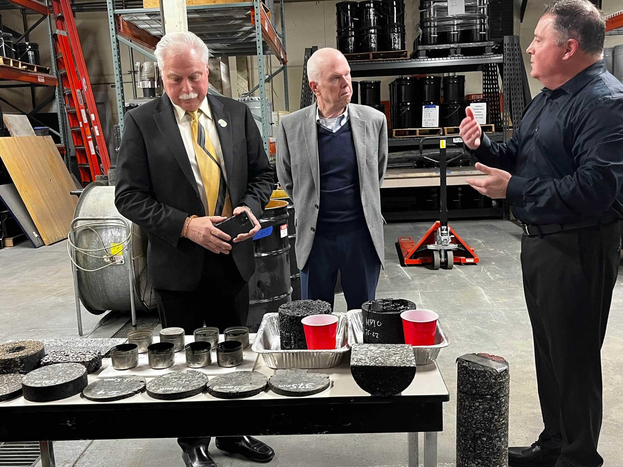 Stakeholders Tour Pavement Lab and Facilities at CAIT - Rutgers CAIT